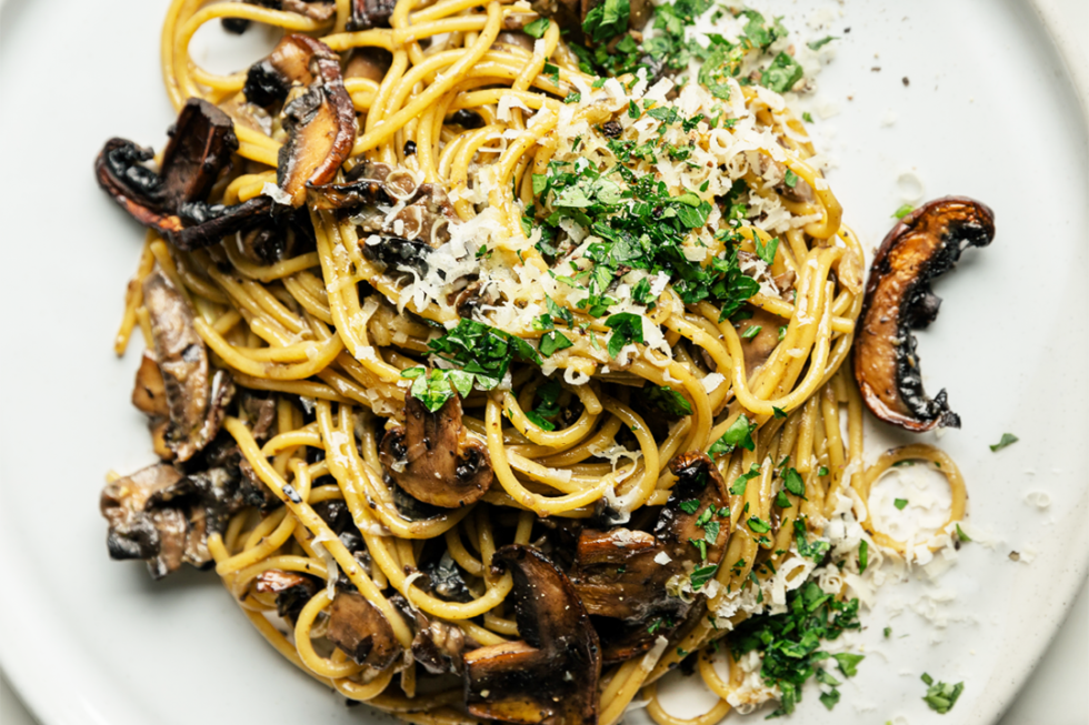 Simple Creamy Balsamic Mushroom Spaghetti | Australian Mushrooms